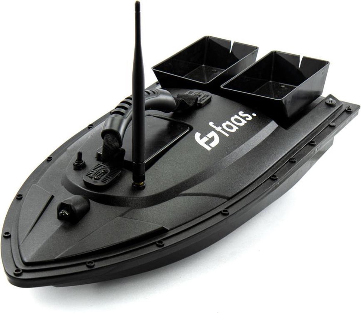 Een goedkope voerboot kopen voor het vissen op karper? [2025]